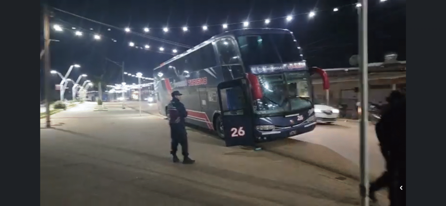 Falleció la mujer herida en el asalto comando al tour de compras ...